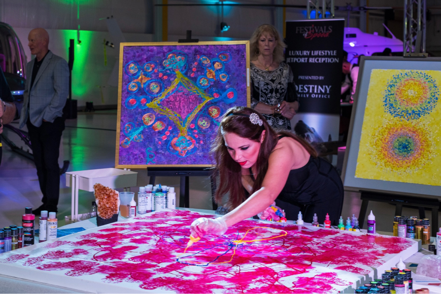 Silvia Rosales presenta sus obras en Art Miami | CMR | Univisión Kansas ...